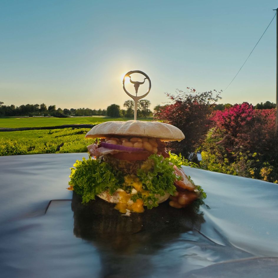 Asia Bacon-Cheese-Onion-UFO Burger Rezept einfach zubereitet - Kerrygold